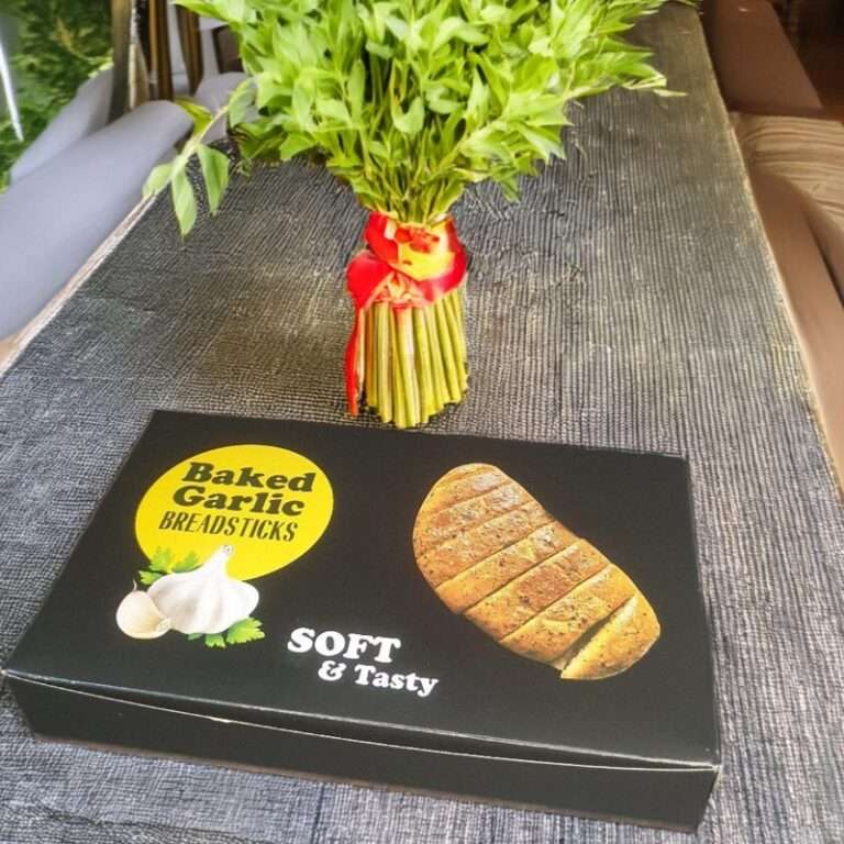 Garlic Bread Box: Duplex Paper Box with Standard Printing